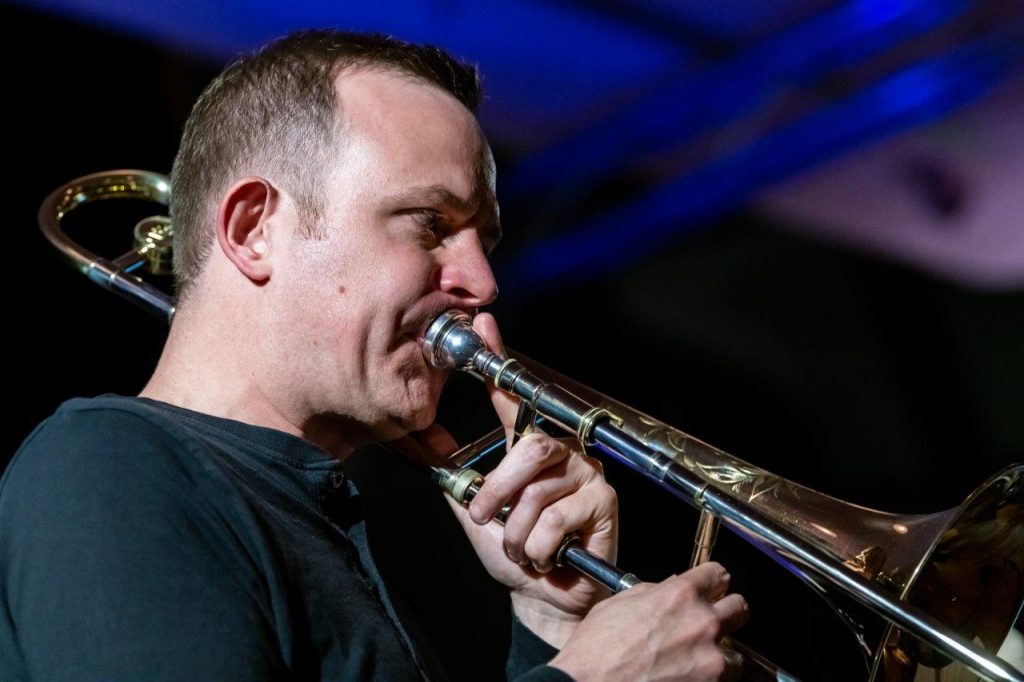 LakeSideJazzOrchestra – lakesidejazzorchestra